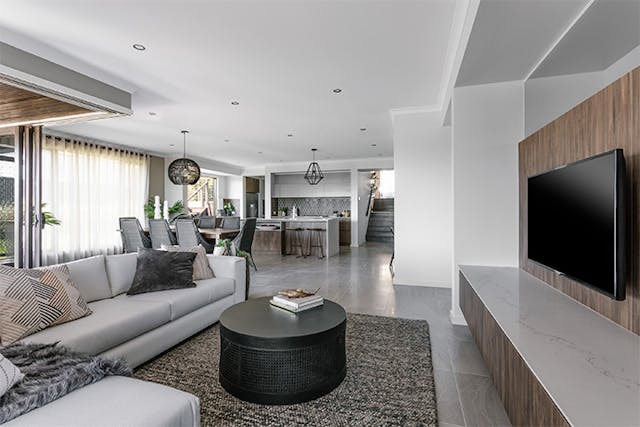 Unique Split-Level Home Solutions for Challenging Blocks