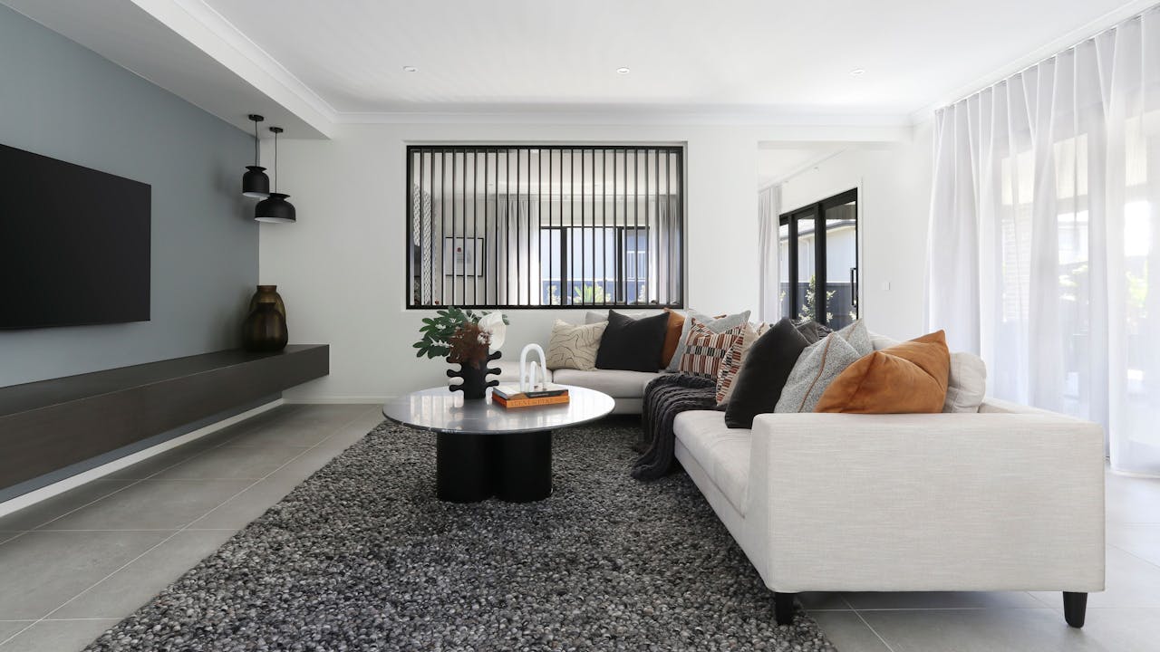 Metricon Homes Clyde North - Meridian Freedom Display Homes