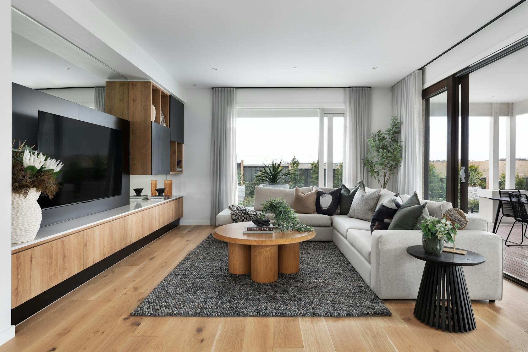 Choosing Between a Single Storey vs Double Storey Home