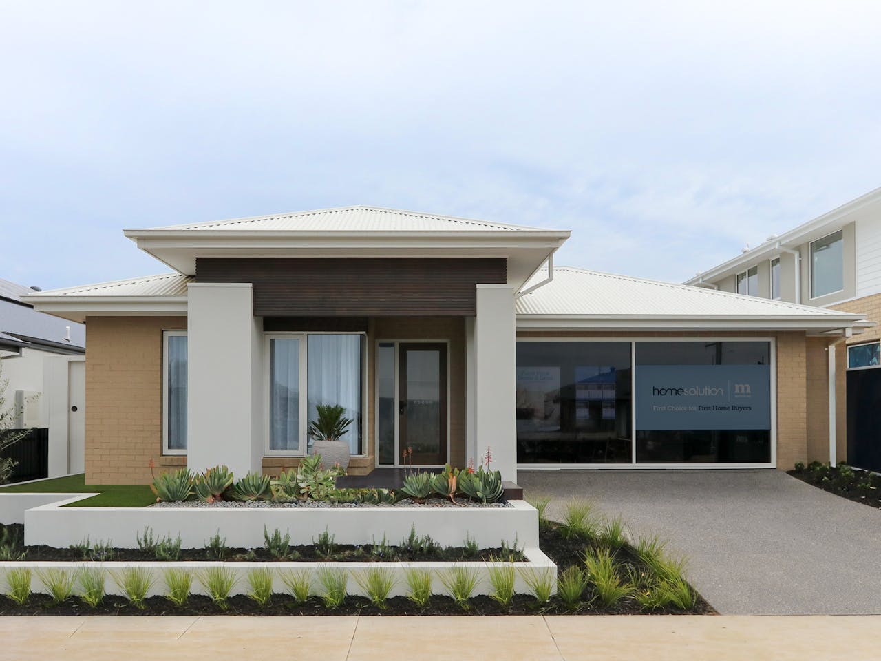 Display Homes For Sale In Australia - Metricon