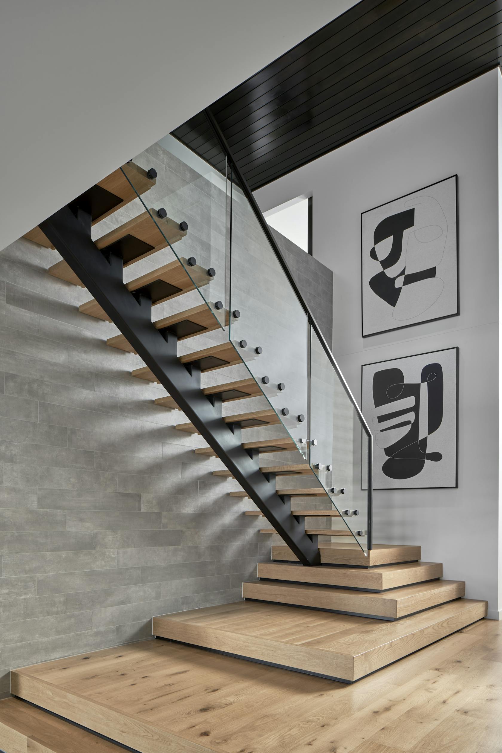 How To Choose The Right Staircase For Your Home