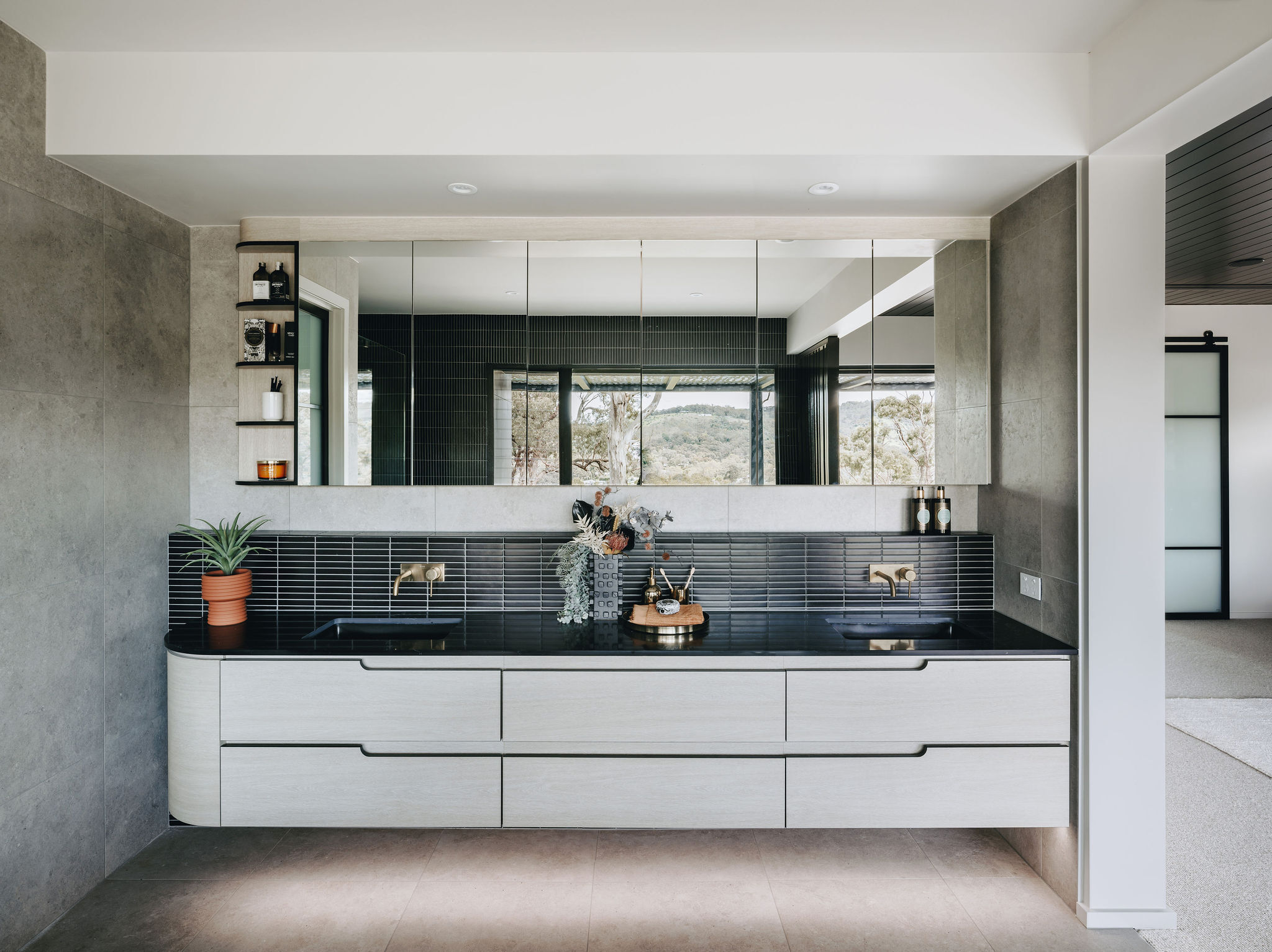 Latest Tile Trends Making Waves in Modern Aussie Homes